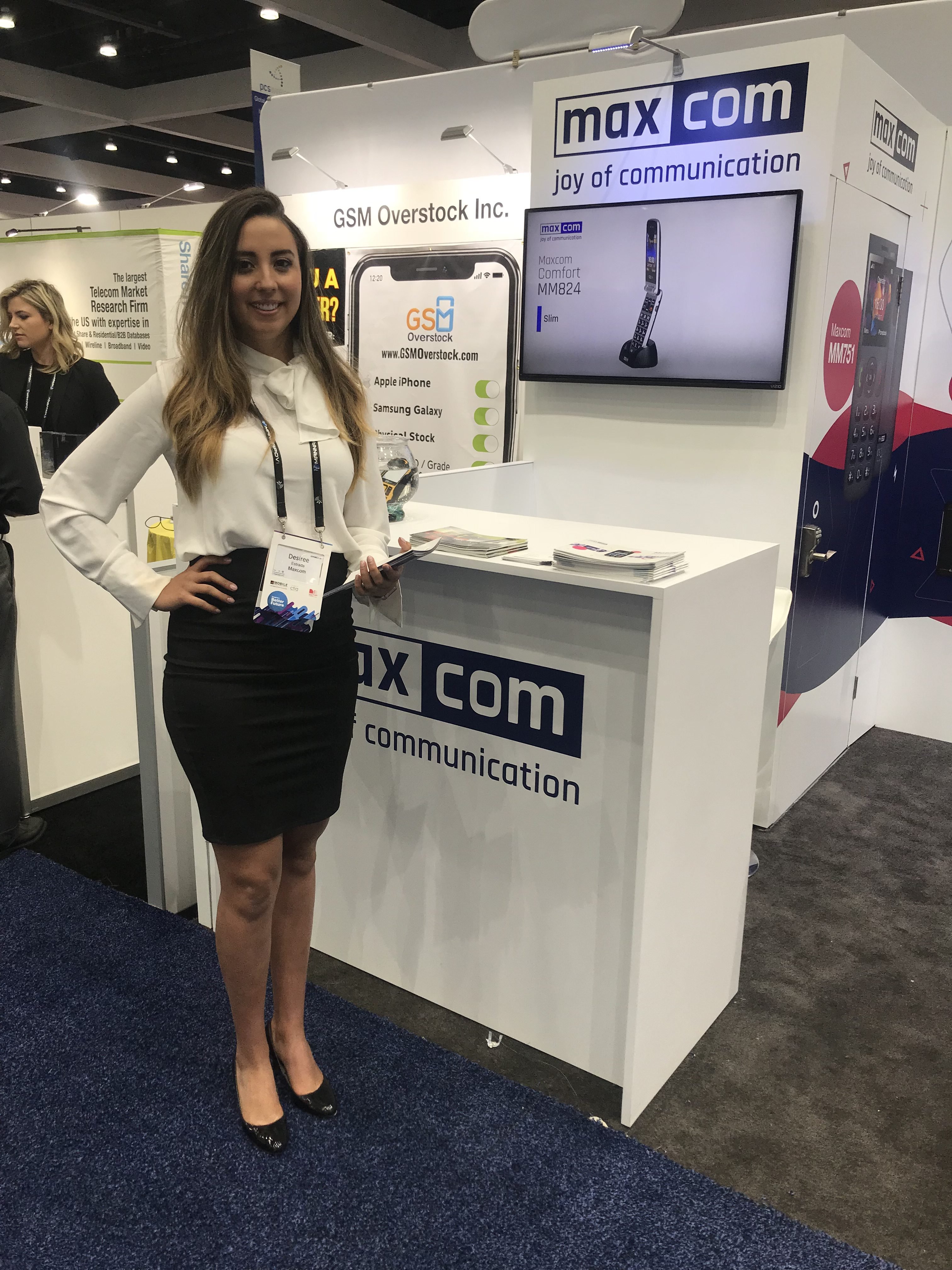 New Orleans Trade Show Models and Booth Hostesses - Empyre Talent
