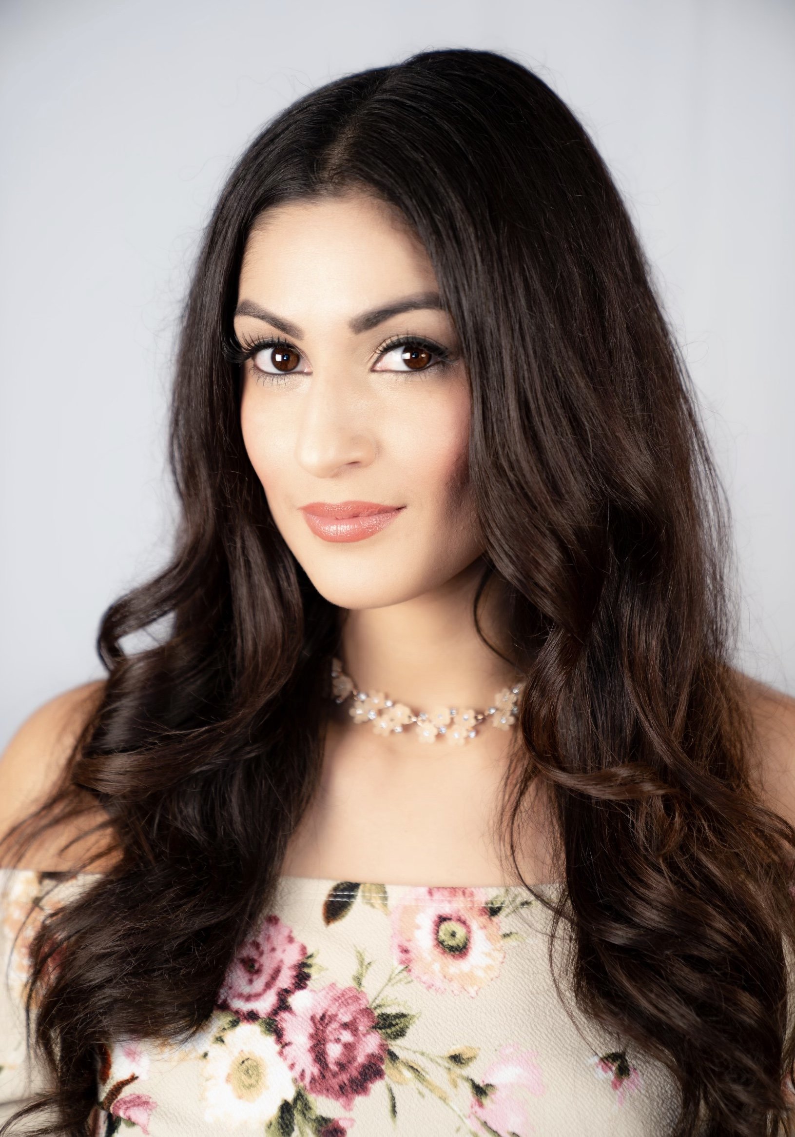 Los Angeles Trade Show Models and Booth Hostesses - Empyre Talent